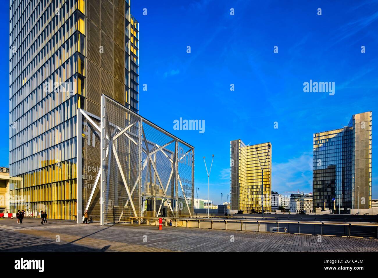 NATIONAL LIBRARY OF FRANCE -BNF- FRANCOIS MITTERRAND BY ARCHITECT ...