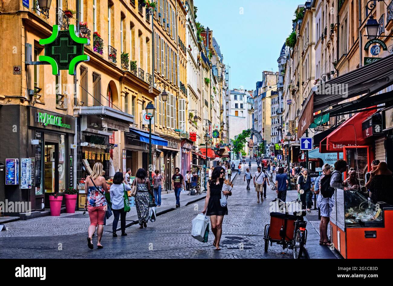 Rue montorgueil and paris and france hi-res stock photography and ...