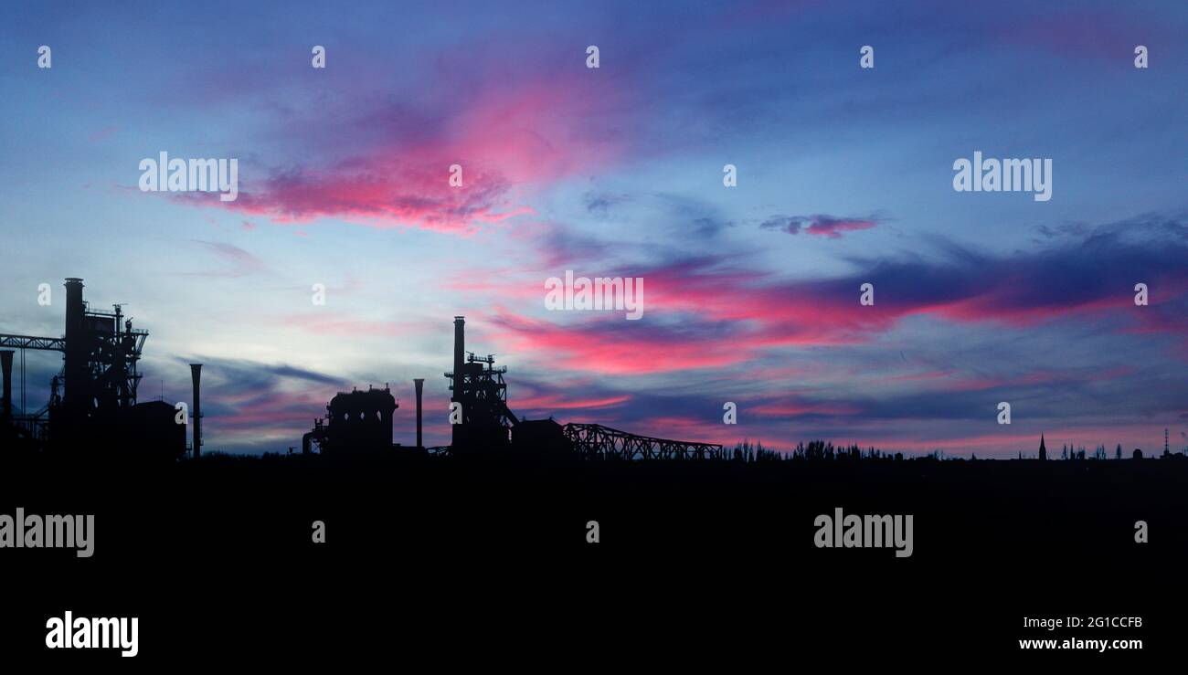 Old steelworks site hi-res stock photography and images - Alamy