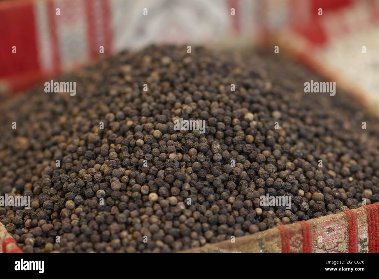 Round pepper hi-res stock photography and images - Alamy