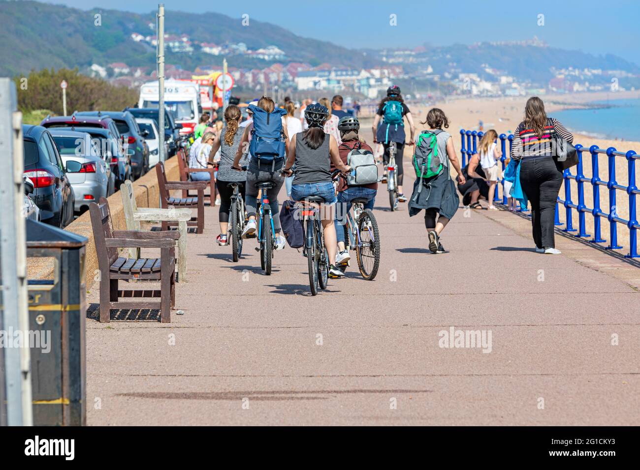 A crowded promenade on Princes Parade, Hythe, Kent Stock Photo - Alamy