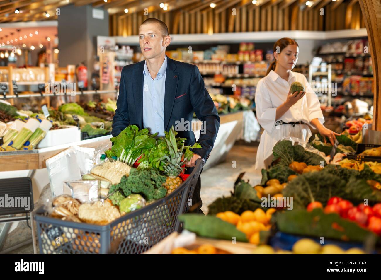 Young american man purchasing hi-res stock photography and images - Alamy