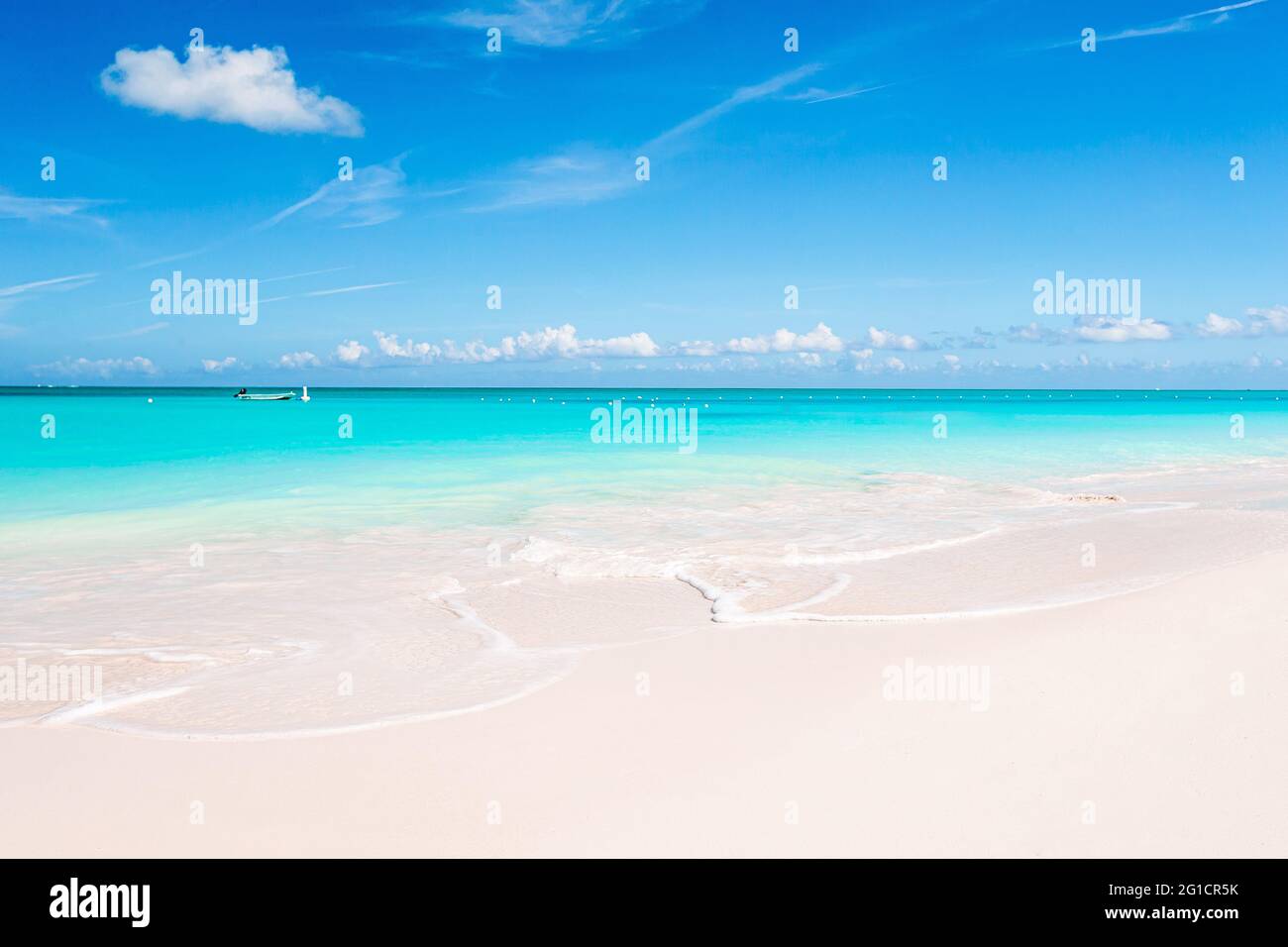 Idyllic tropical beach in Caribbean with white sand, turquoise ocean ...