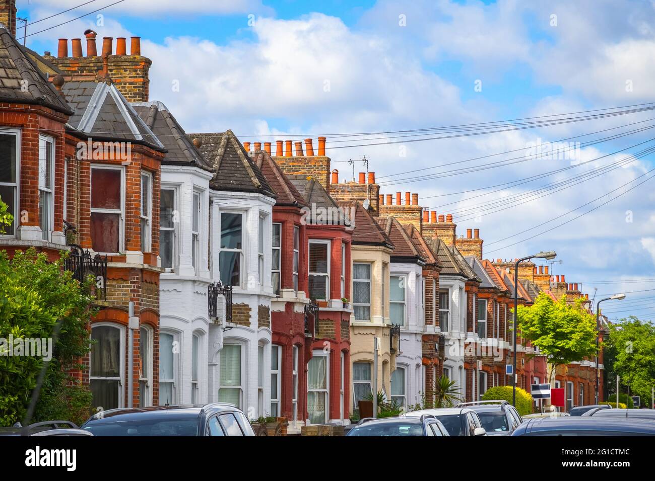 Row victorian edwardian terrace houses hi-res stock photography and ...