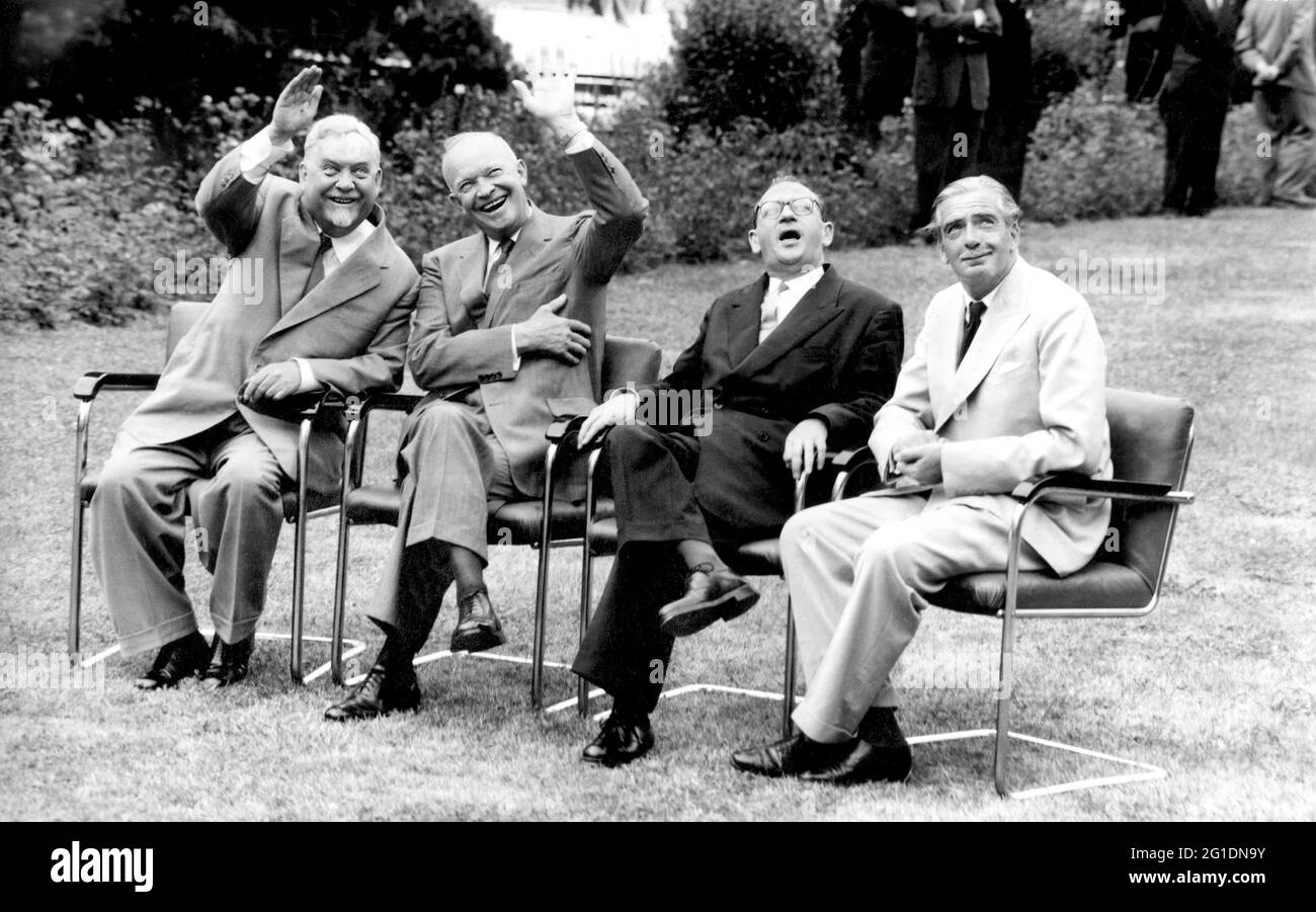 Disarmament geneva conference hi-res stock photography and images - Alamy