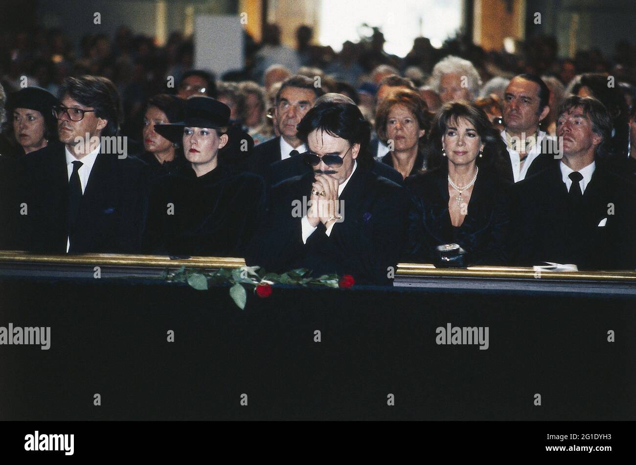 German fashion designer rudolph moshammer hi-res stock photography and ...