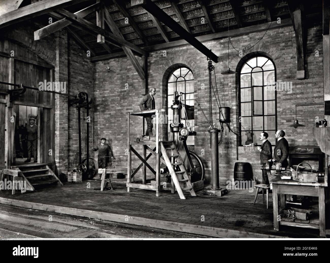 technics, engines, diesel engine, test station in the Maschinenfabrik ...