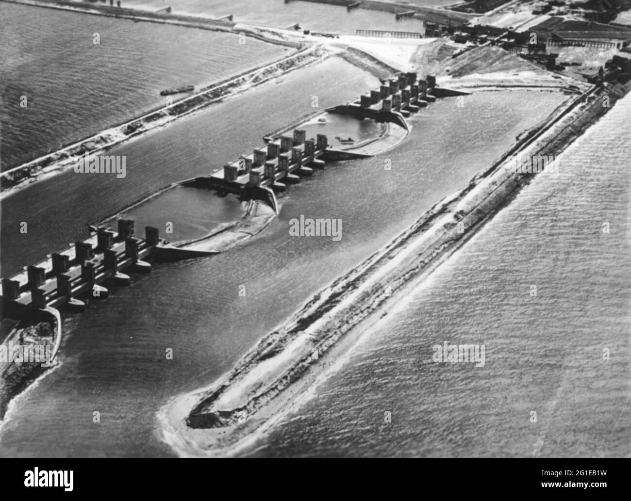 geography / travel, Netherlands, landscapes, IJsselmeer, Closure Dike ...