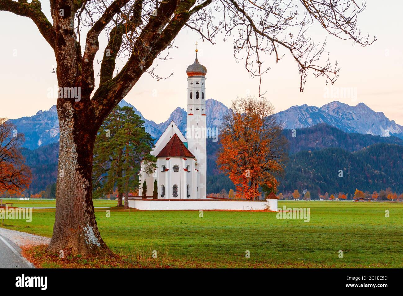 Beautiful view of the Saint Coloman church near the Neuschwanstein ...