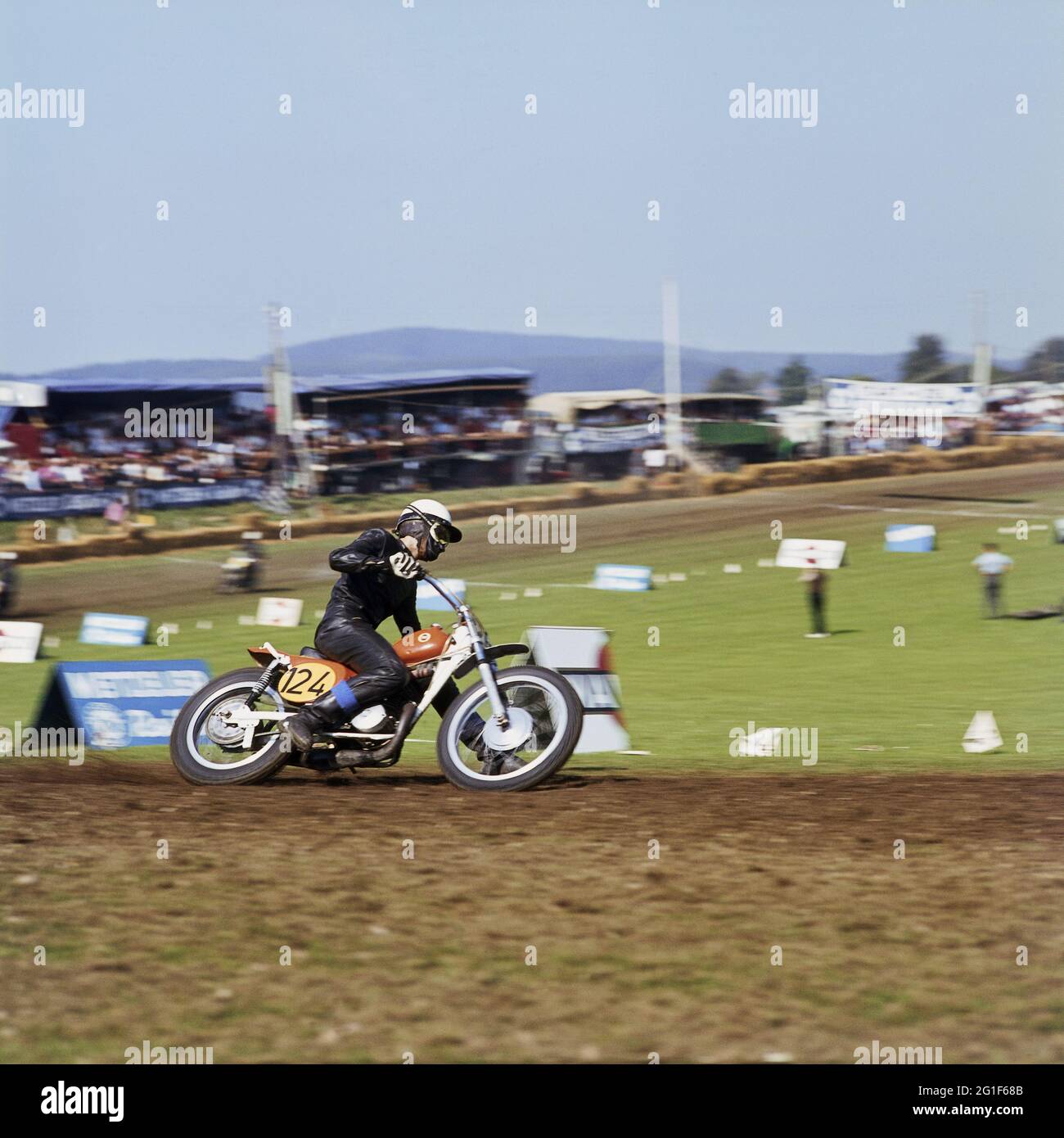 Grasstrack High Resolution Stock Photography and Images - Alamy