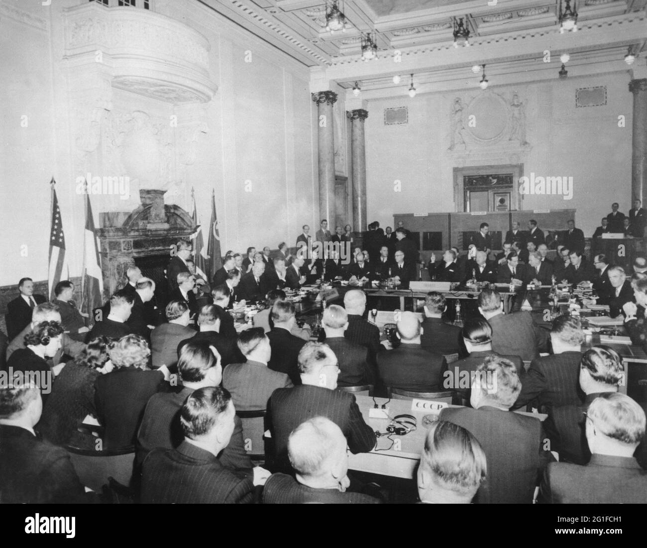 Postwar berlin hi-res stock photography and images - Alamy