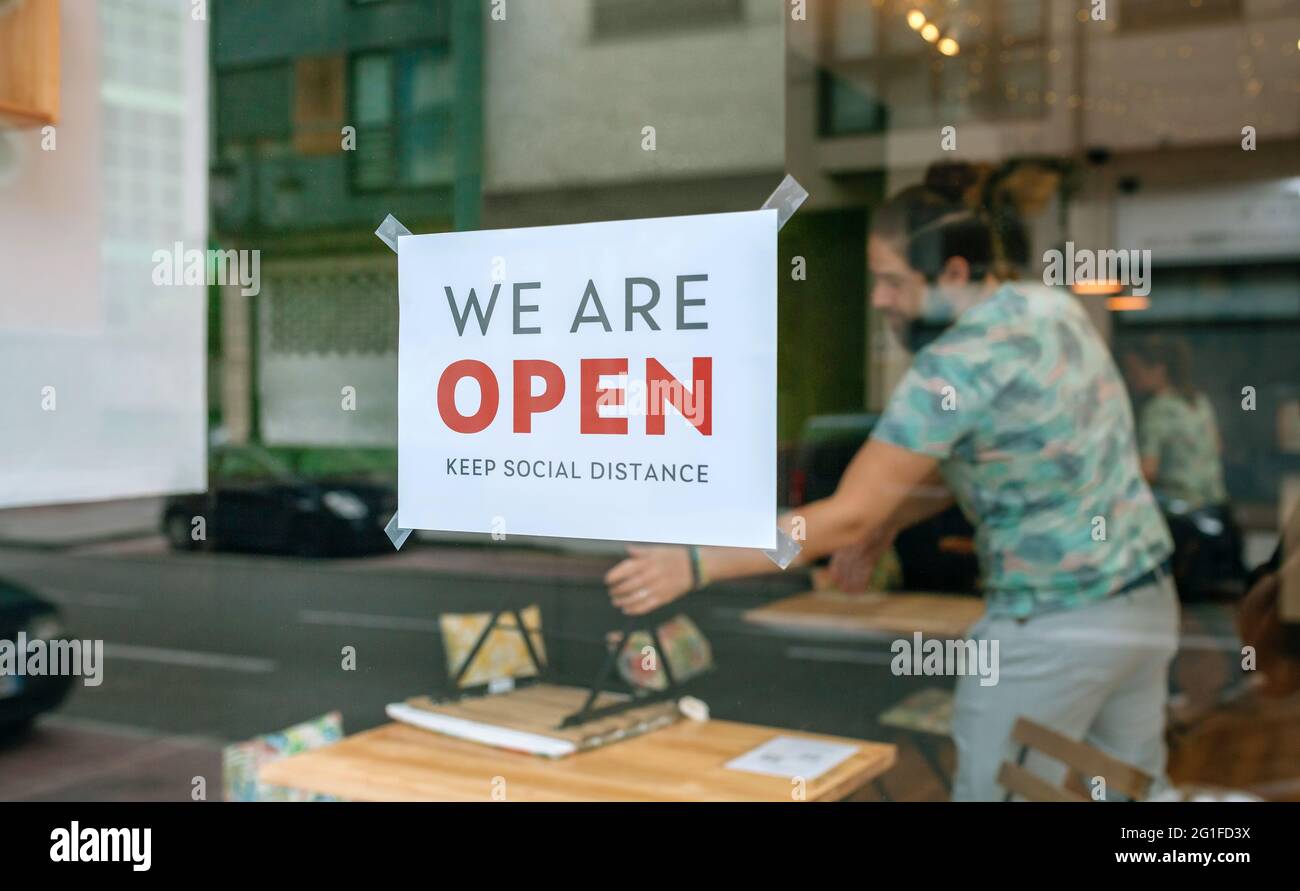 Bar window poster hi-res stock photography and images - Alamy