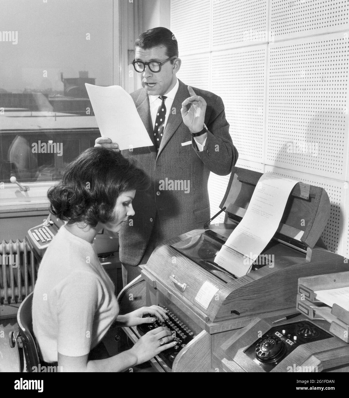 Boss secretary 1970s hi-res stock photography and images - Alamy