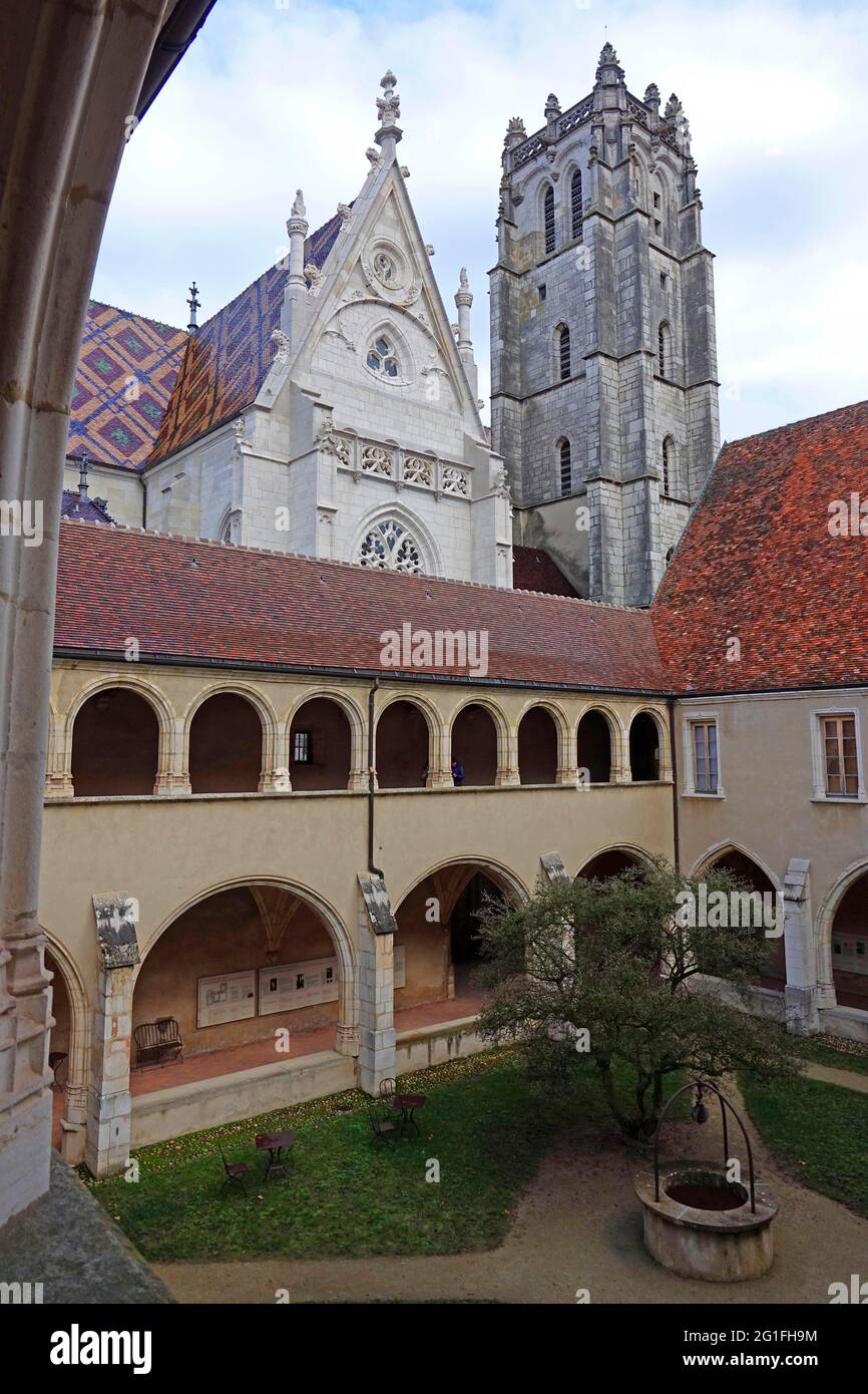 Kreizgang 1. monastery and church, Former monastery Brou, Monastere ...