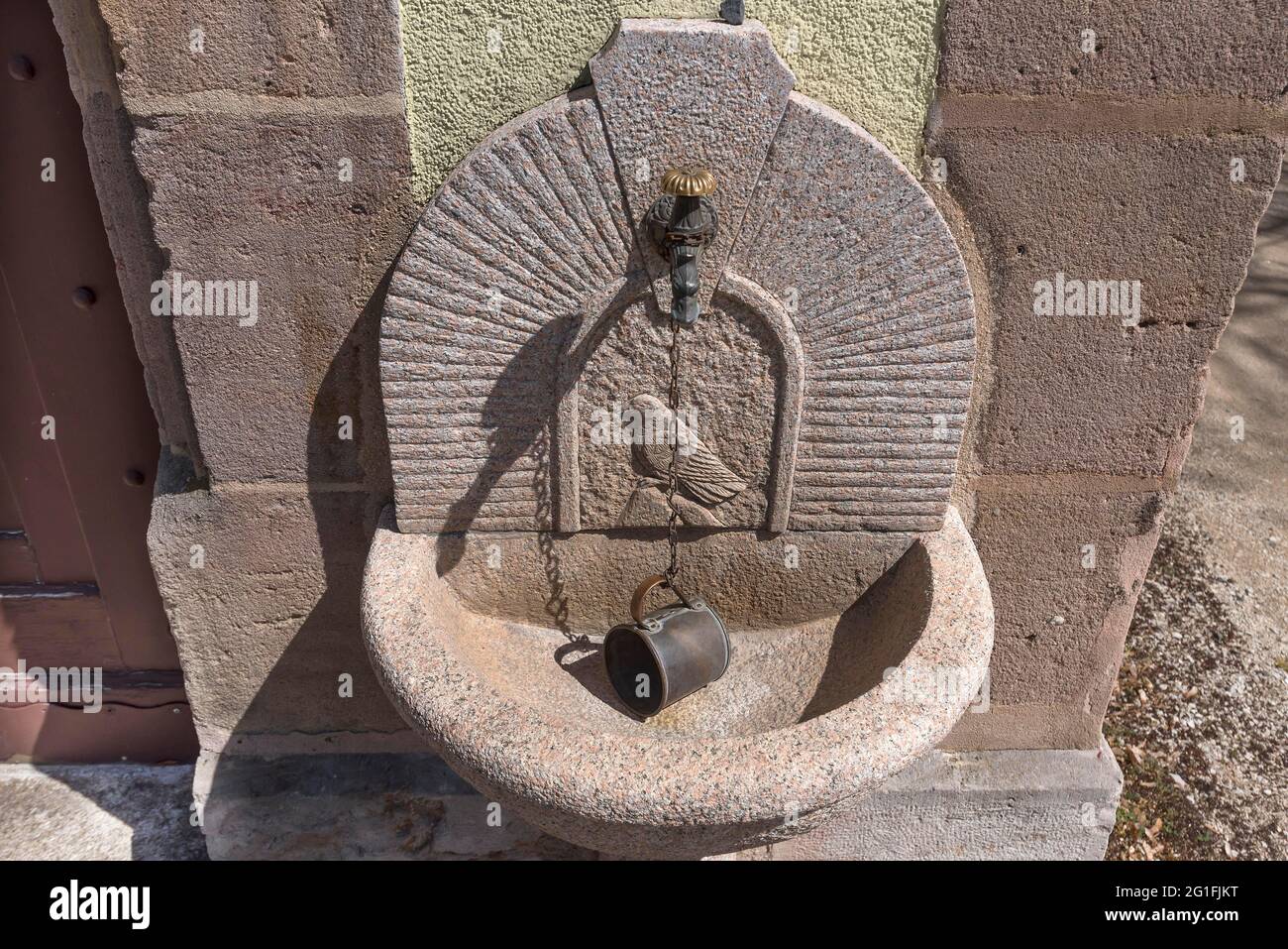 Hand basin hi-res stock photography and images - Alamy