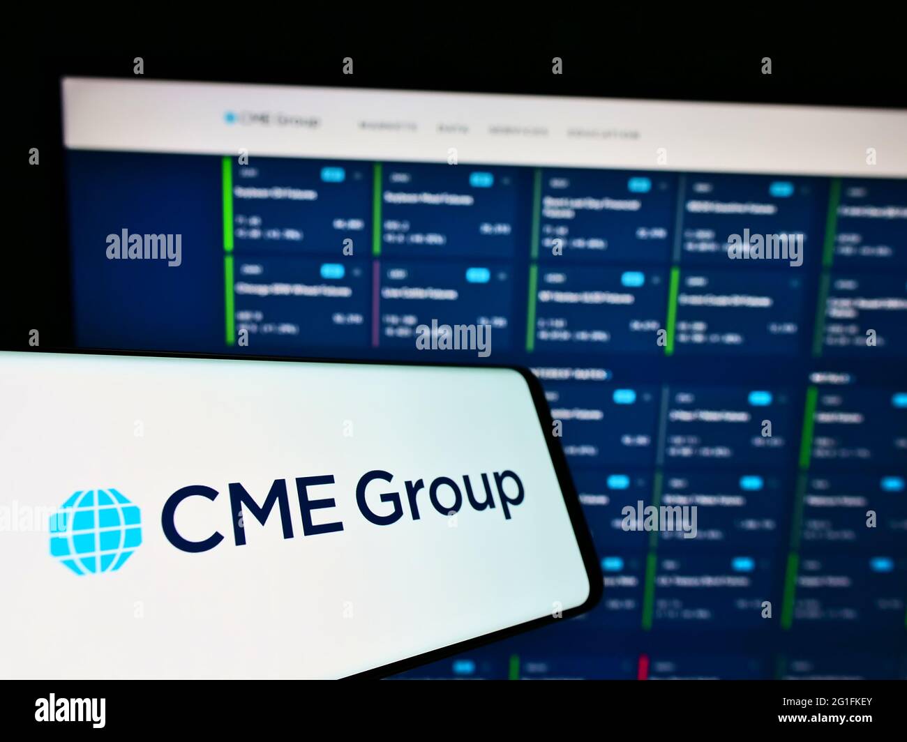 Cme group logo hi-res stock photography and images - Alamy