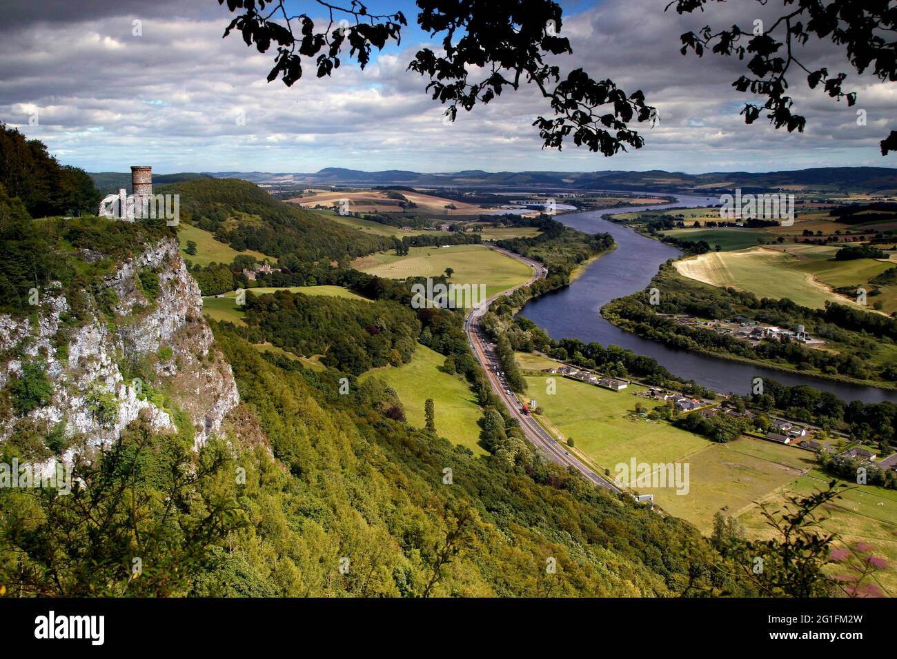 View from Corsie Hill to Kinnoull Tower, Castle Ruins, River Tay ...
