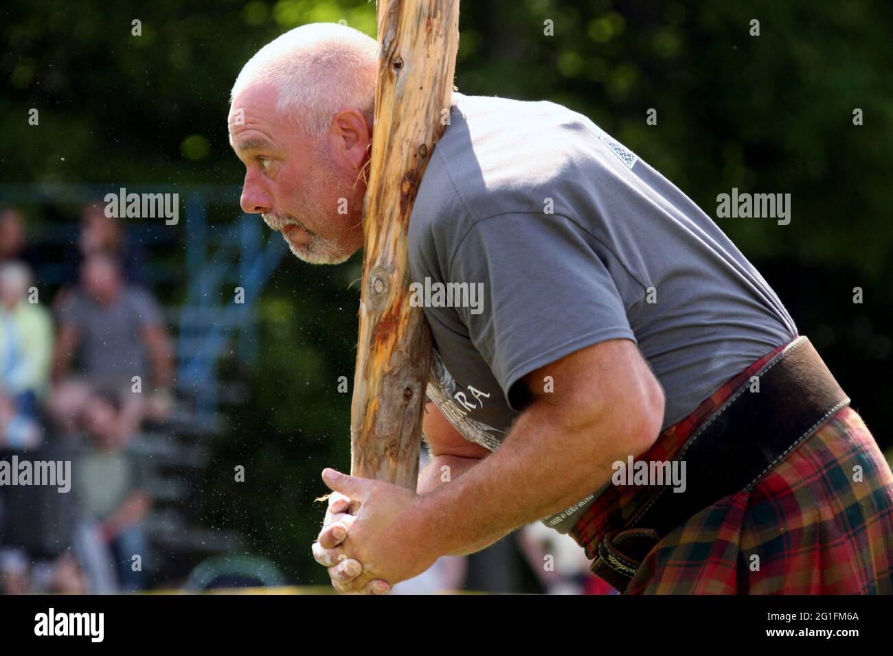 Highlandgames, highland games, athlete, sportsman, kilt, heavy events ...