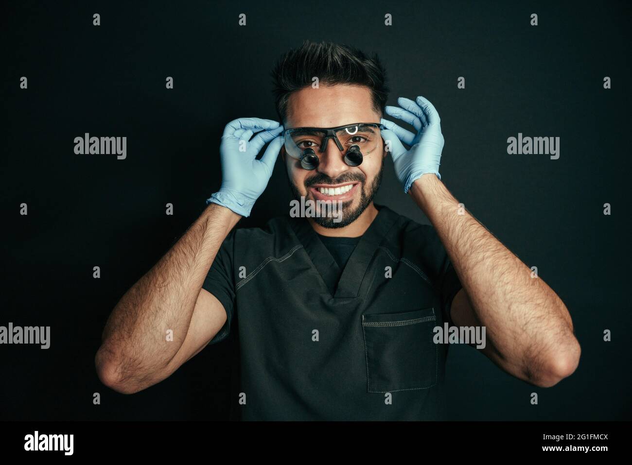 Man with big teeth hi-res stock photography and images - Alamy