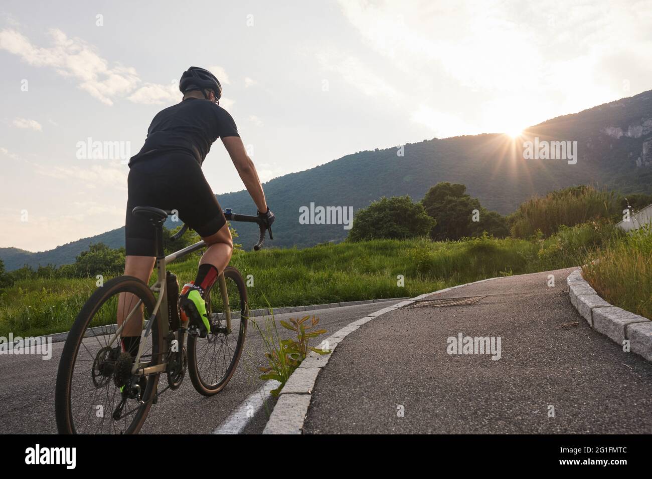 Gravel bike rider hi-res stock photography and images - Alamy