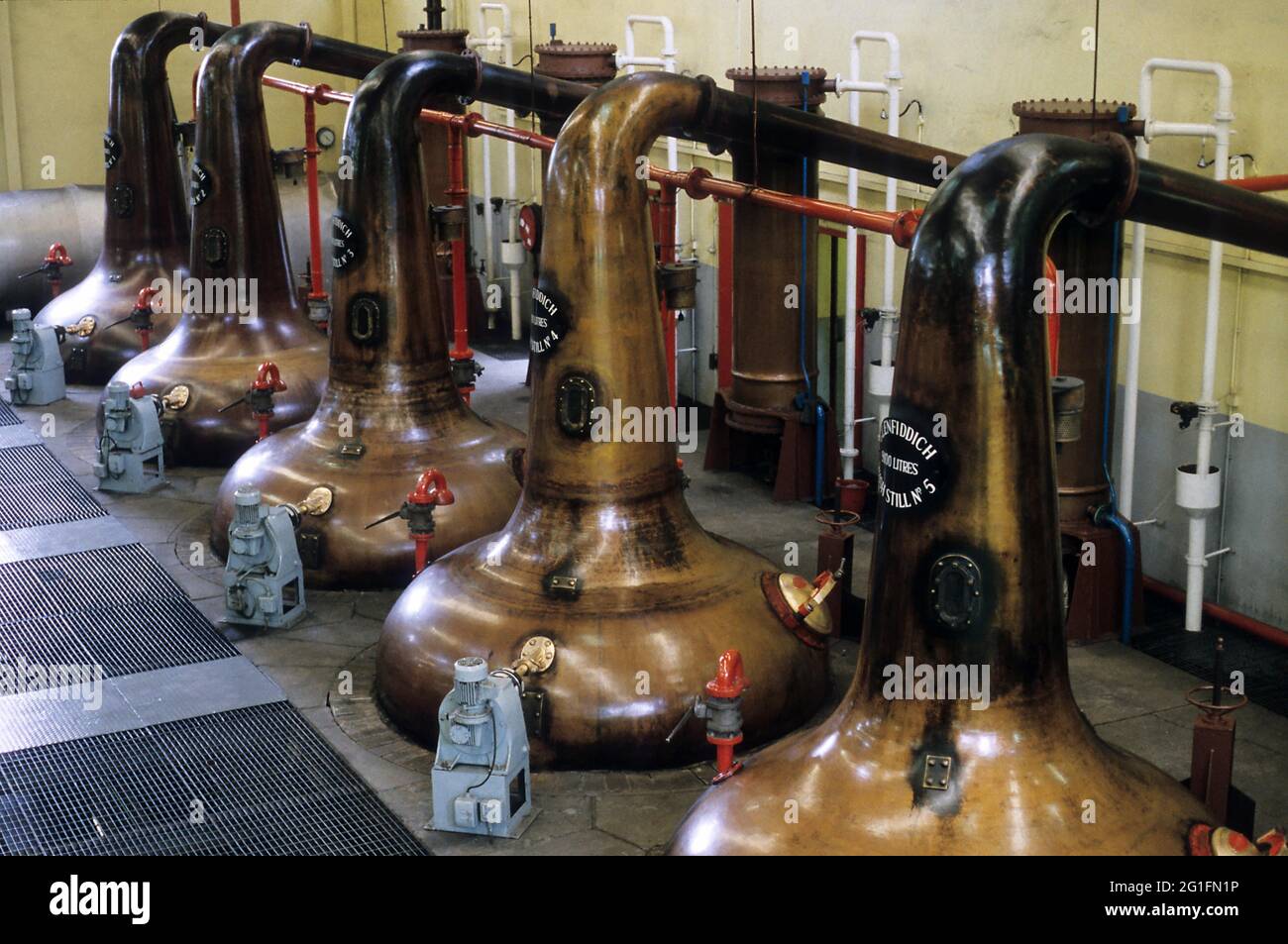 Glenfiddich Distillery, whisky distillery, whisky distillery ...