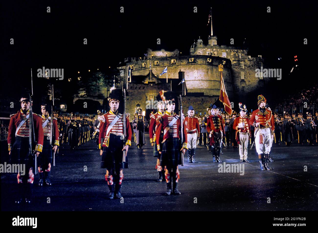 Soldier in kilt hi-res stock photography and images - Alamy