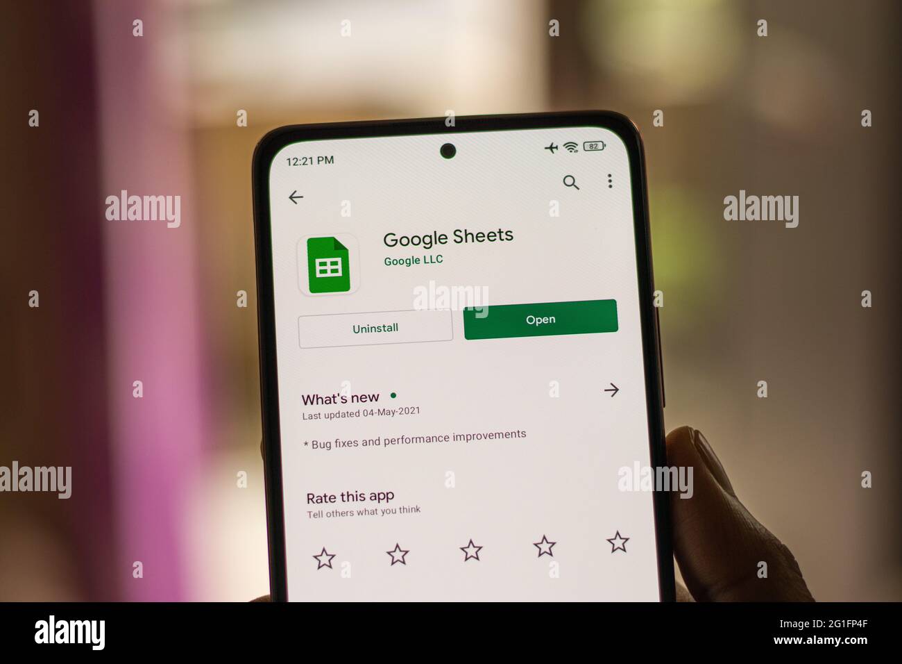 Digital 6 sheet hi-res stock photography and images - Alamy