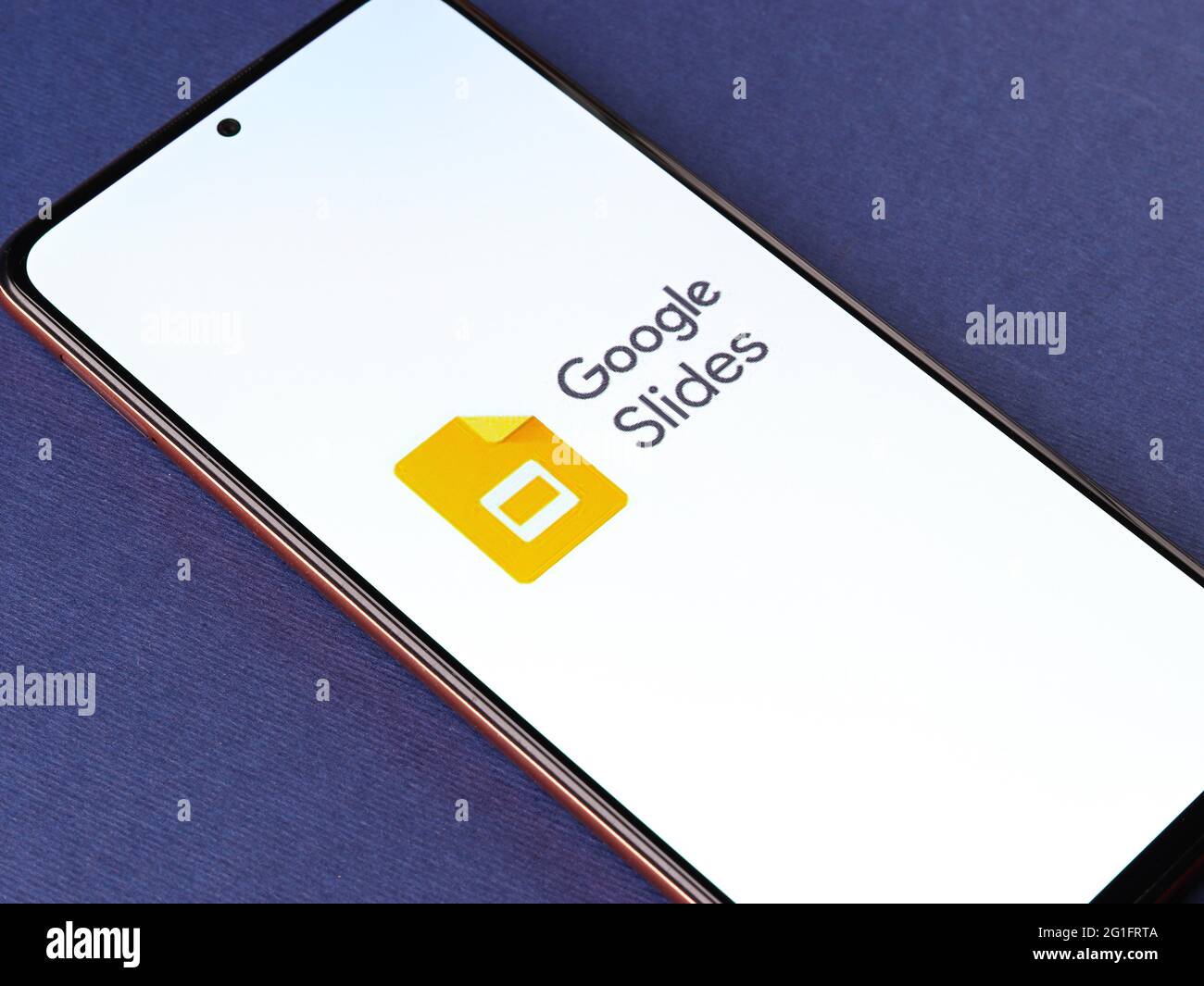 Google slides logo hi-res stock photography and images - Alamy