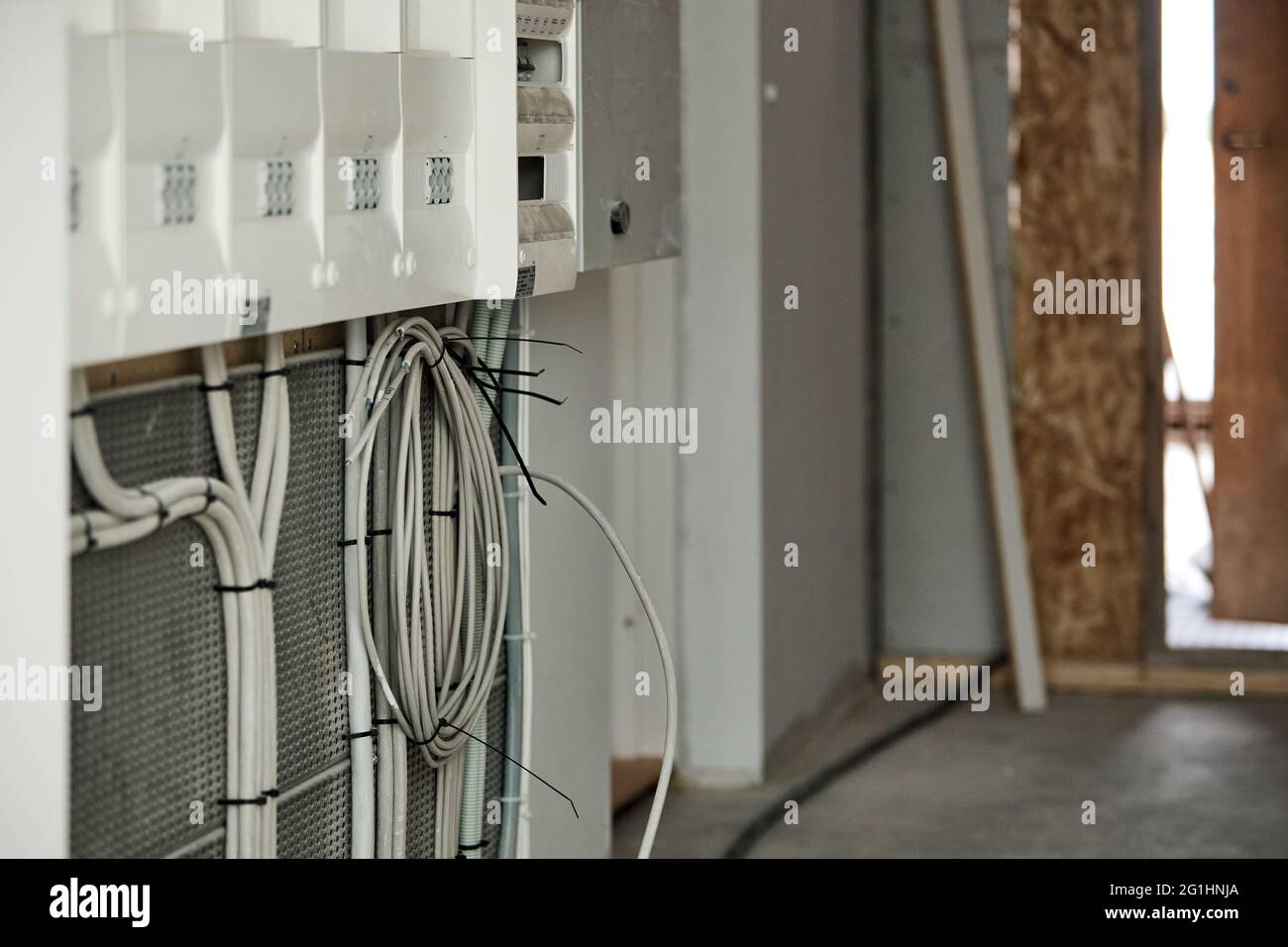 Installation of the circuit hi-res stock photography and images - Alamy