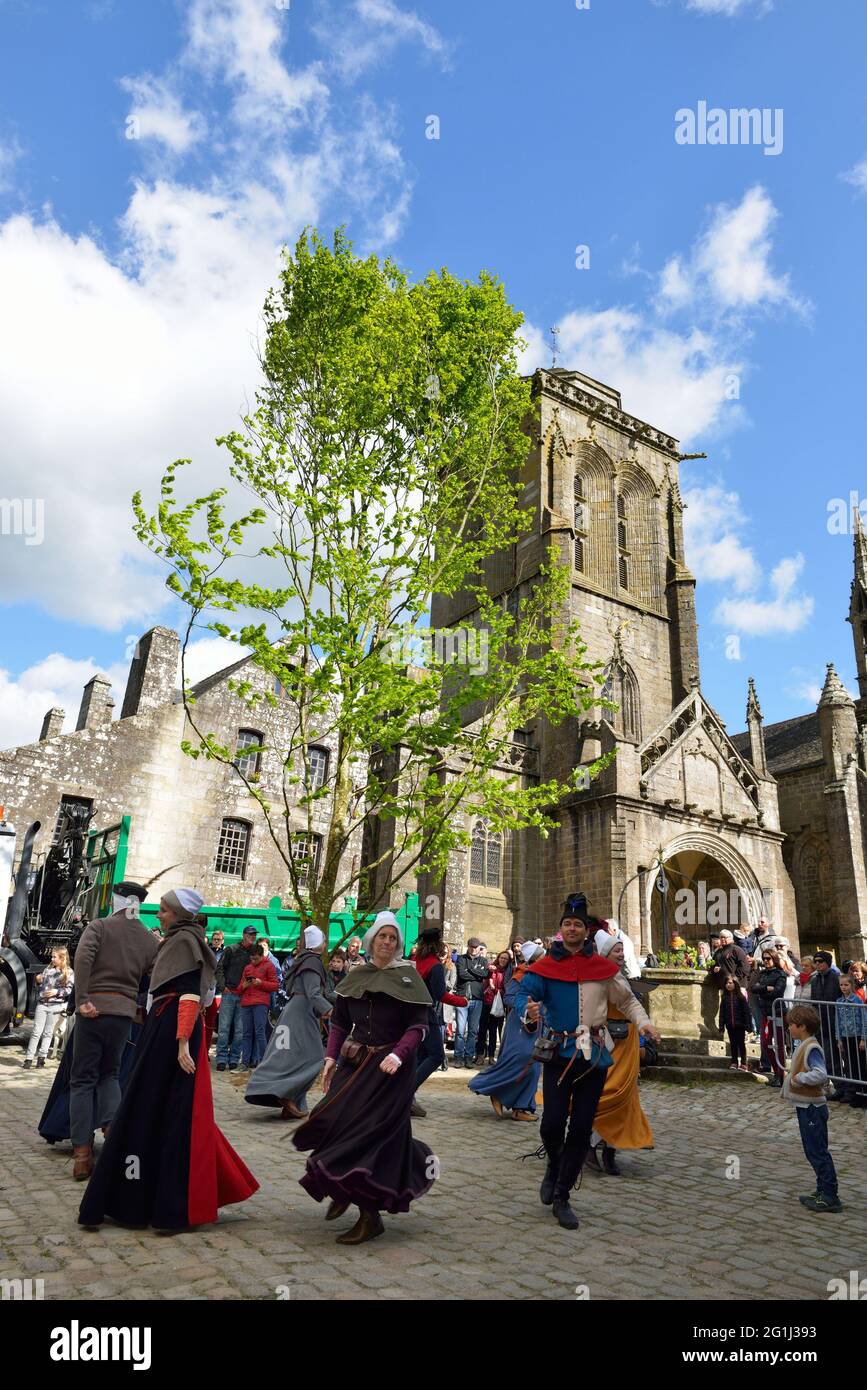 Cultural celebrations in brittany hi-res stock photography and images ...