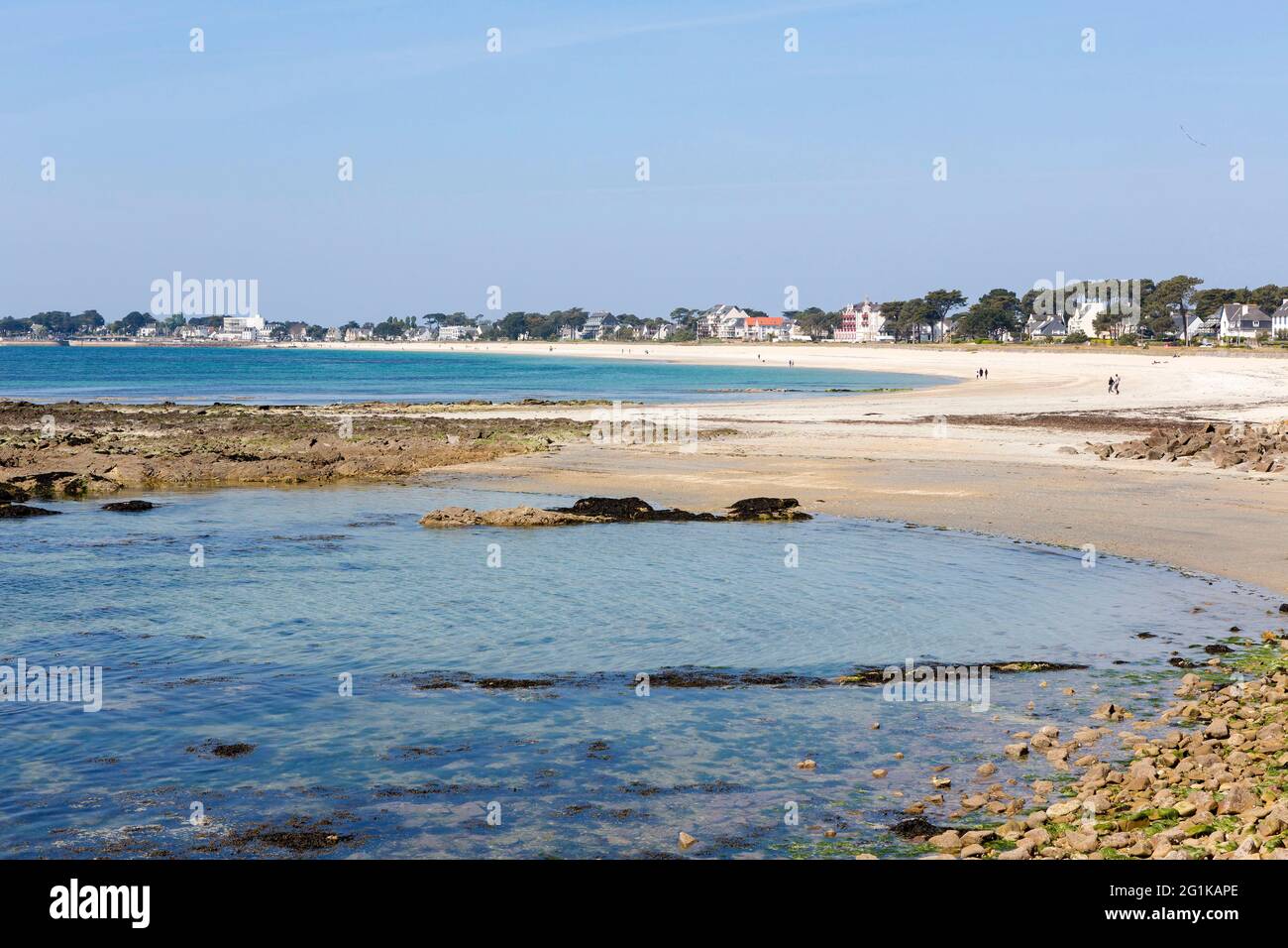 Carnac (Brittany, north western France): the "Grande Plage" main beach ...