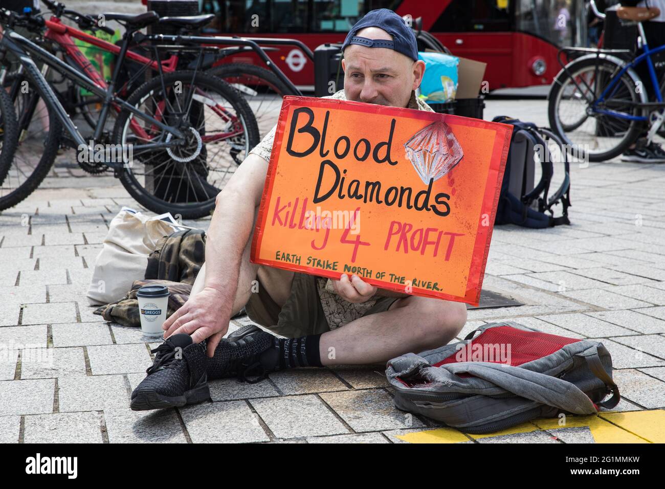 Rio tinto sign hi-res stock photography and images - Alamy