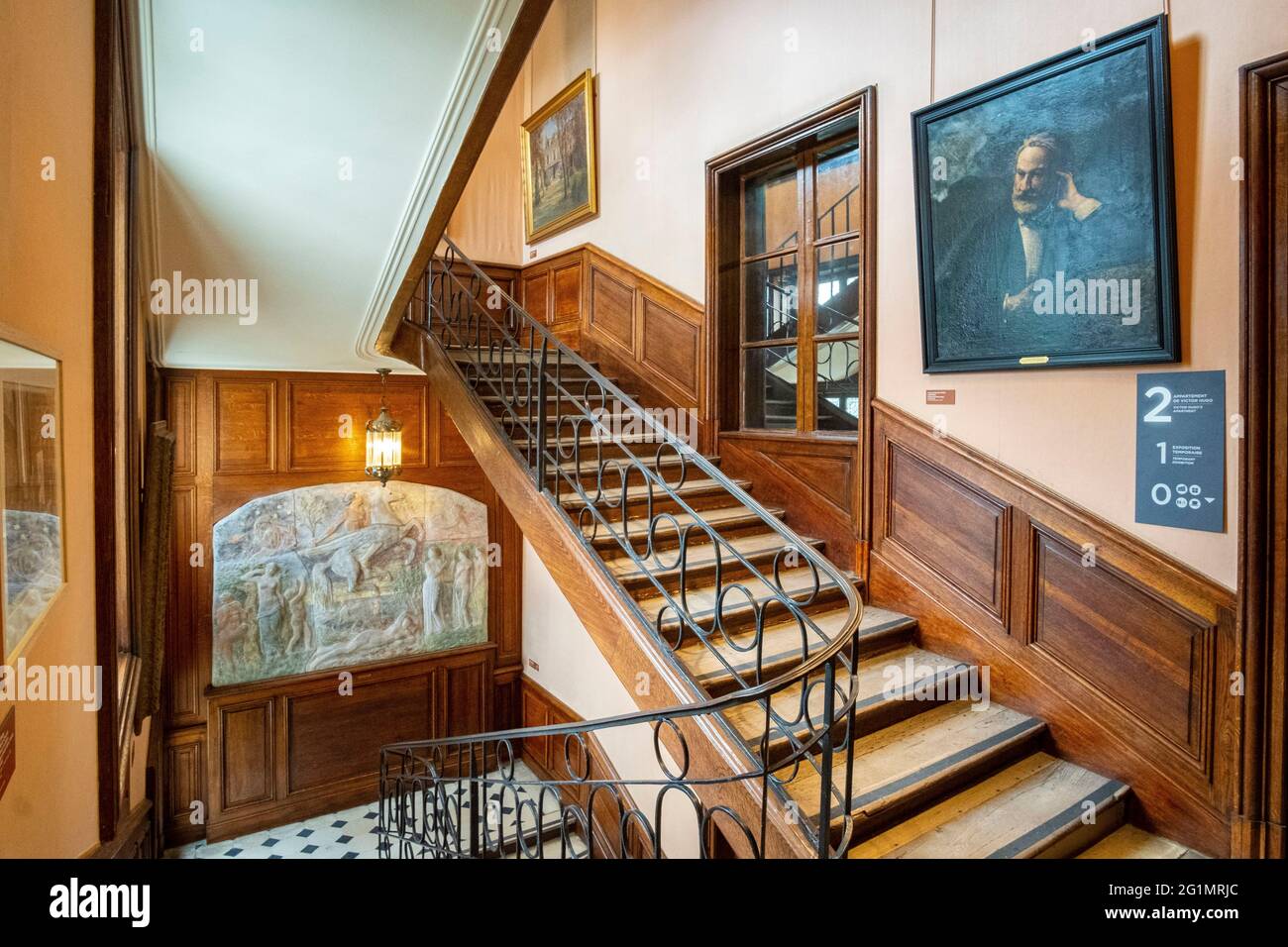 France, Paris, Marais district, Place des Vosges, the House of Victor ...