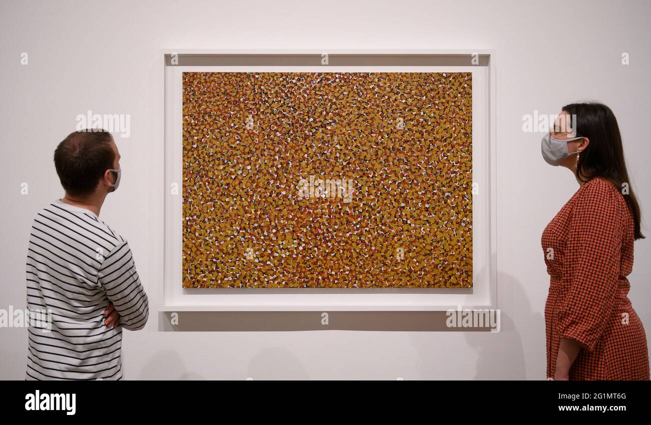 Anmatyerre people hi-res stock photography and images - Alamy