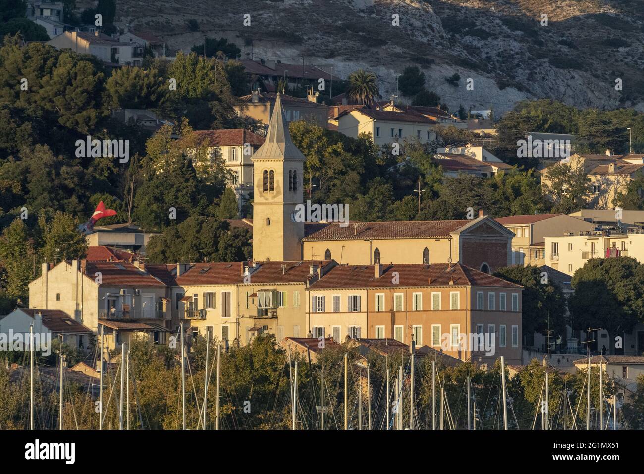 Quartier de marseille hi-res stock photography and images - Alamy