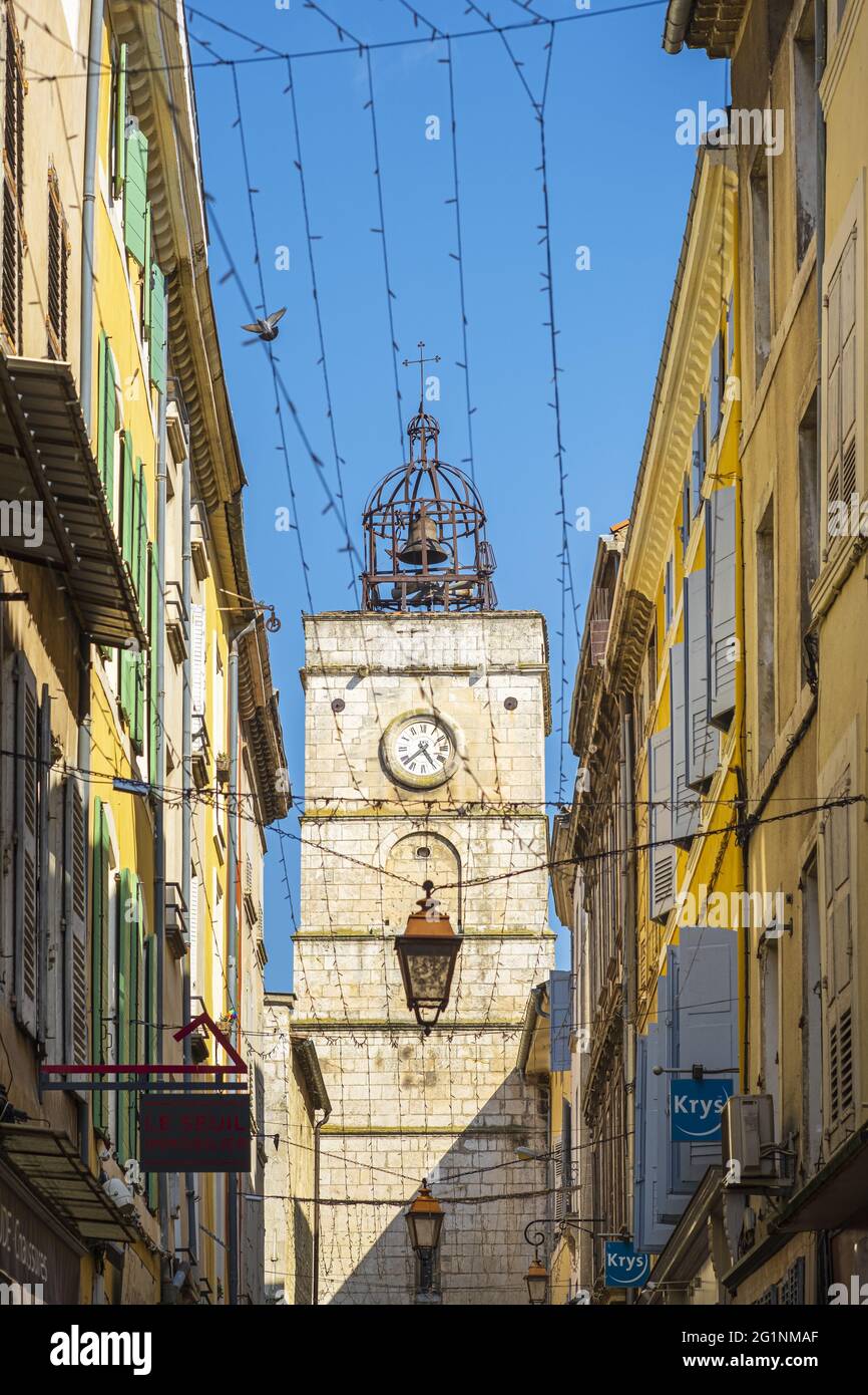 France, Vaucluse, Luberon regional nature park, Apt, 16th century Clock ...