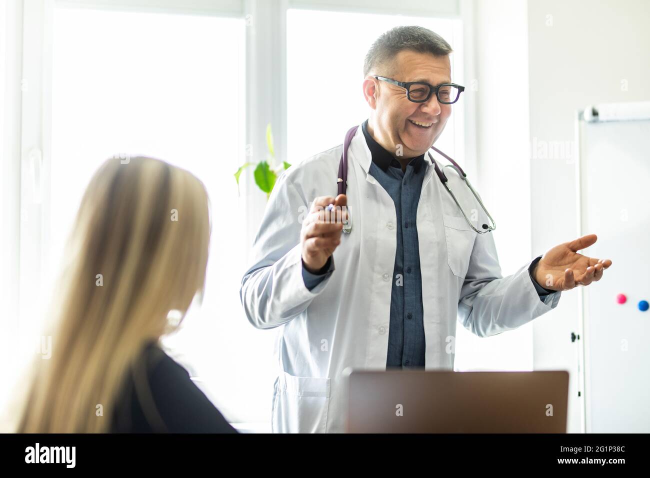 Doctors presenting results in medical seminar to medical team Stock ...