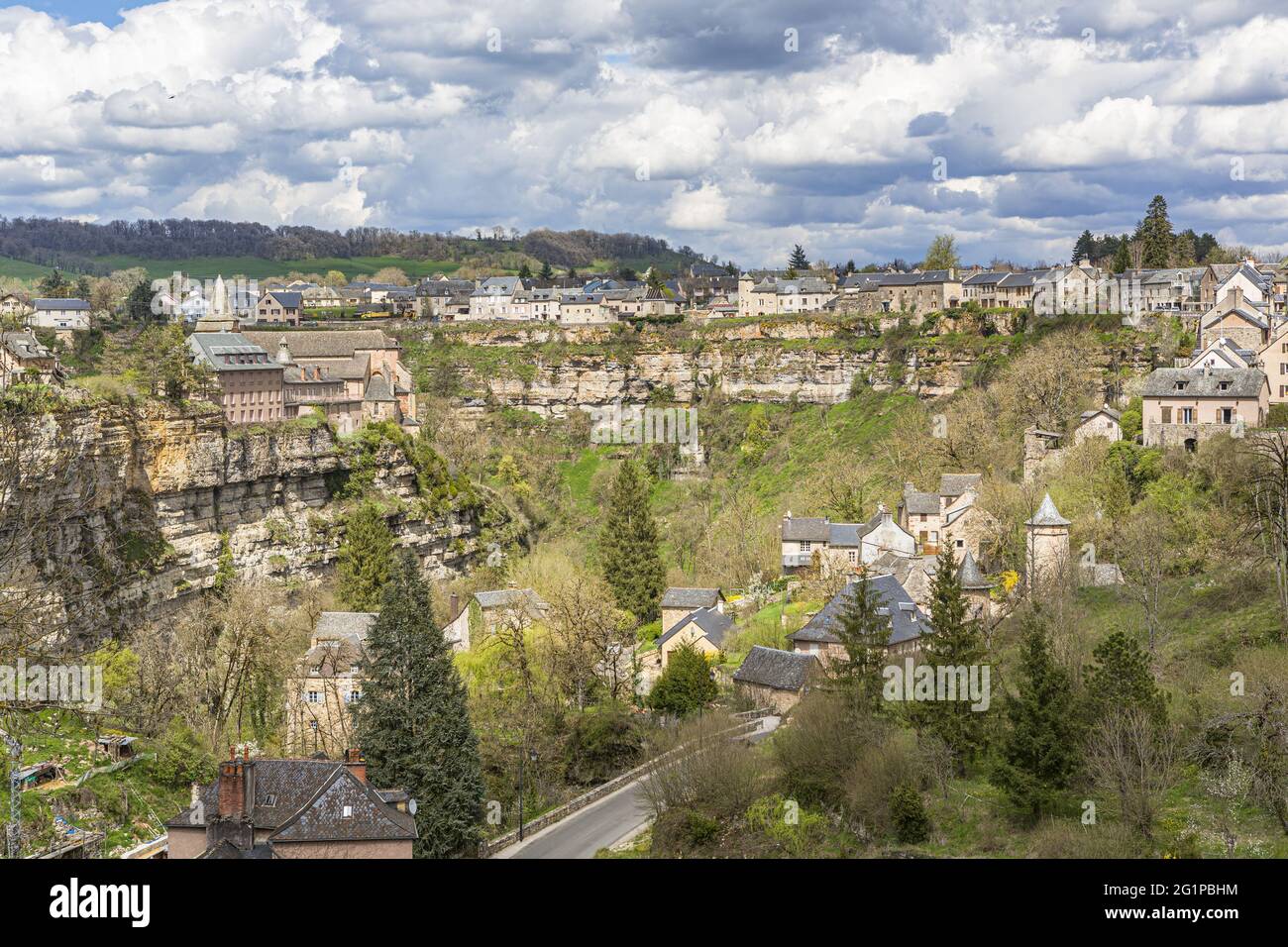 France, Aveyron, Bozouls, the Trou de Bozouls (Bozouls Hole Stock Photo ...
