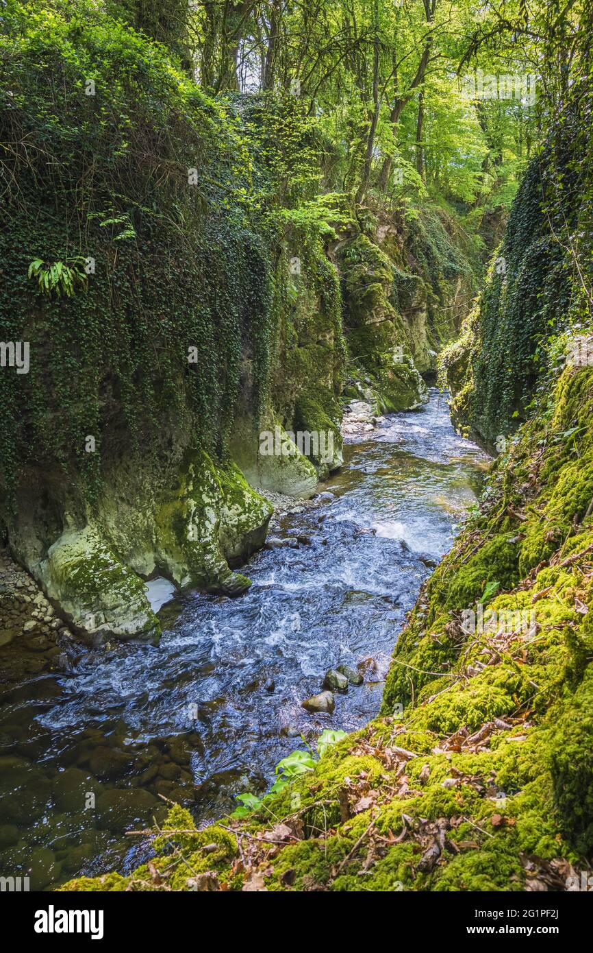 Gresy sur aix hi-res stock photography and images - Alamy