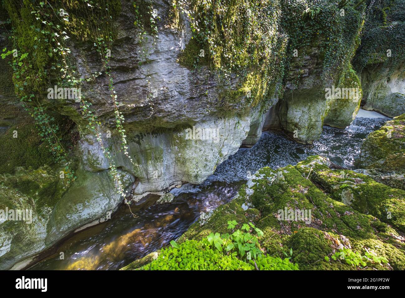 Gresy sur aix hi-res stock photography and images - Alamy