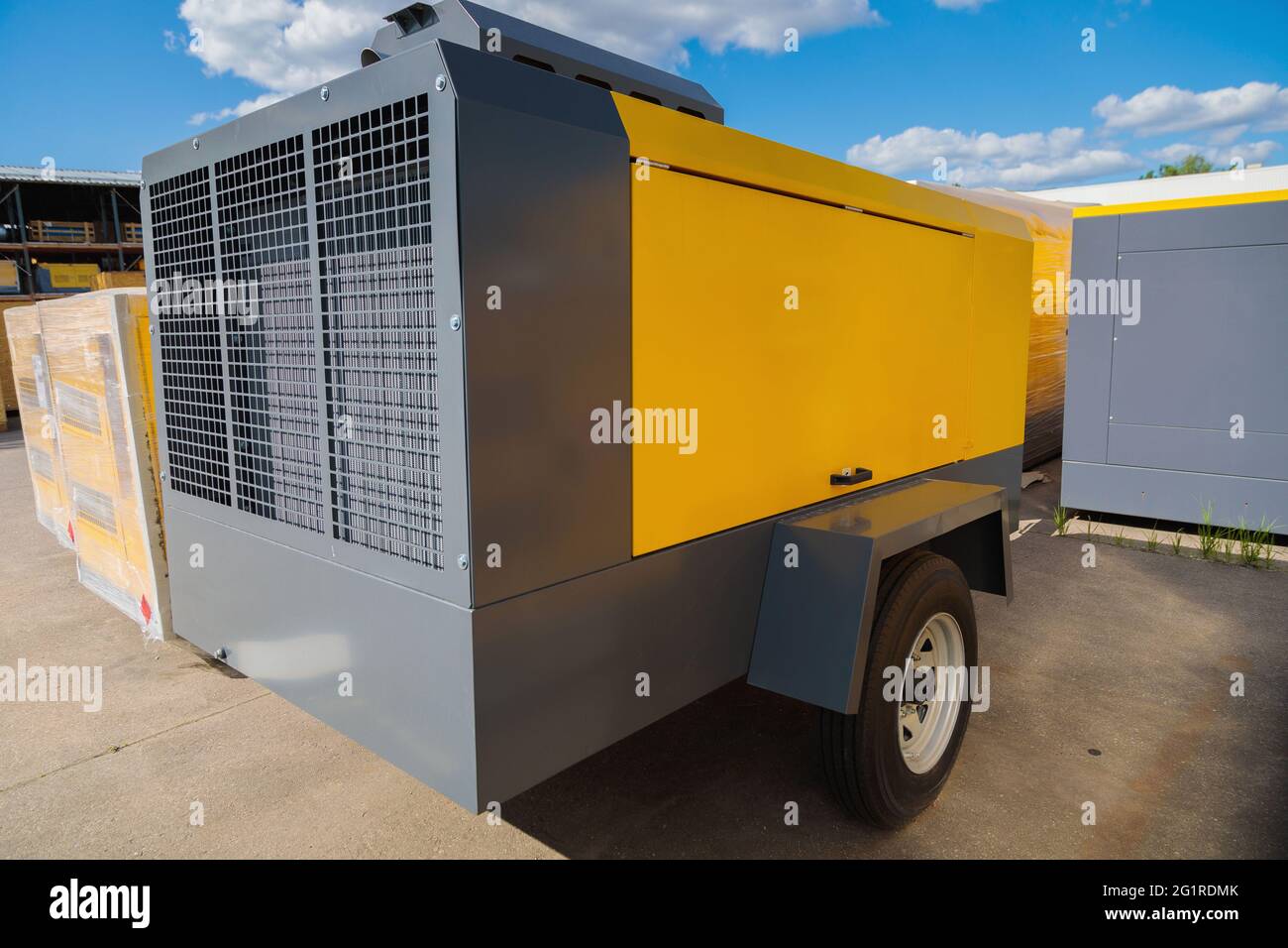 Mobile diesel compressor on wheels for supplying pneumatic air to ...