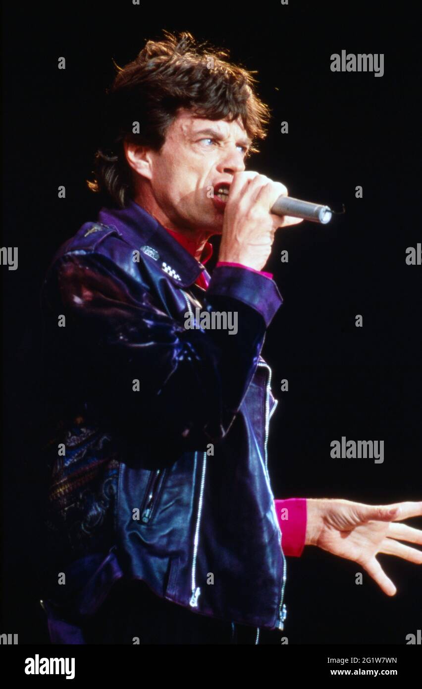 Mick Jagger, Frontmann der Band Rolling Stones live bei einem Konzert ...