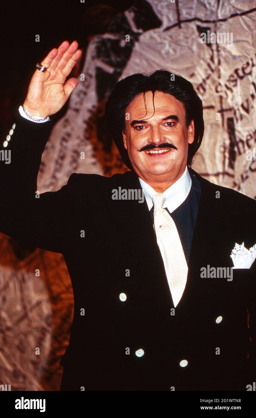 Rudolph Moshammer High Resolution Stock Photography and Images - Alamy