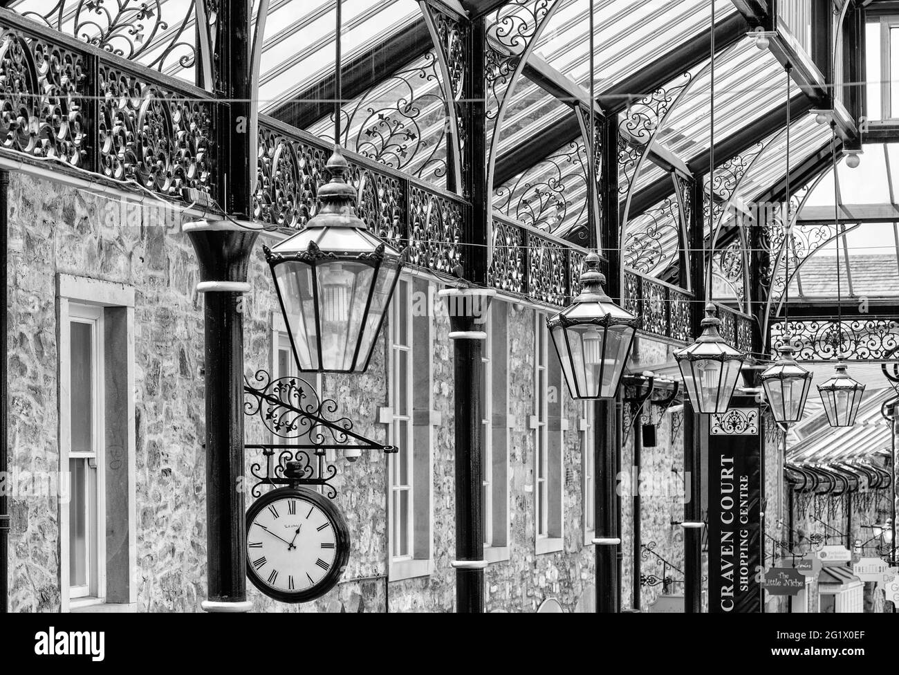 Craven st Black and White Stock Photos & Images - Alamy