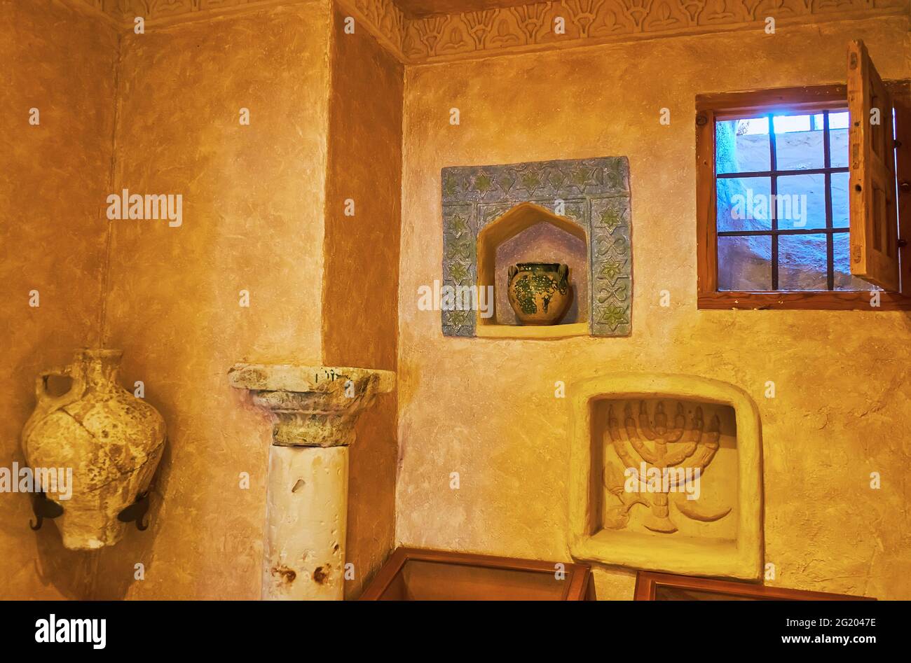Jewish house interior hi-res stock photography and images - Alamy