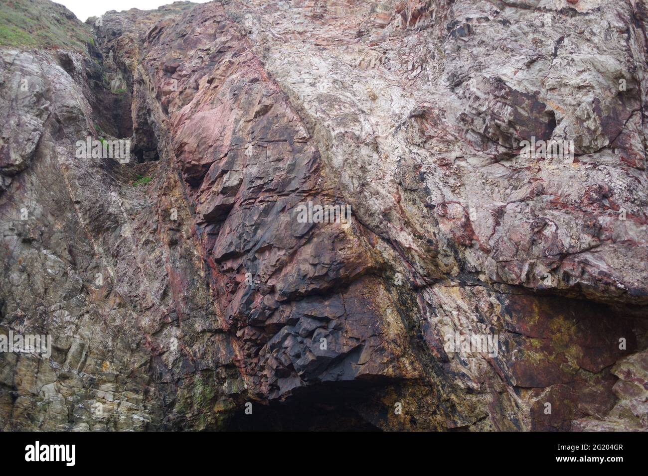 Rhyolite dyke hi-res stock photography and images - Alamy