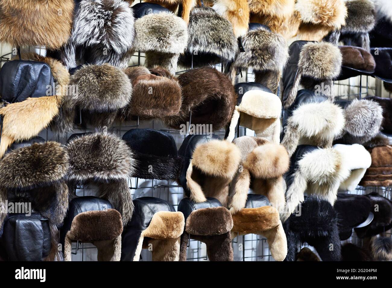 Russia fur market hi-res stock photography and images - Alamy