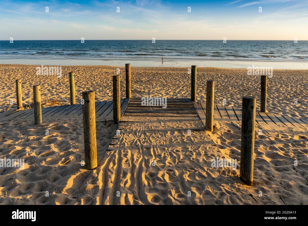 Praia do faro boardwalk hi-res stock photography and images - Alamy