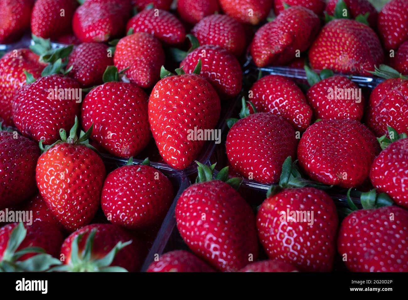 Greek fruit market hi-res stock photography and images - Alamy