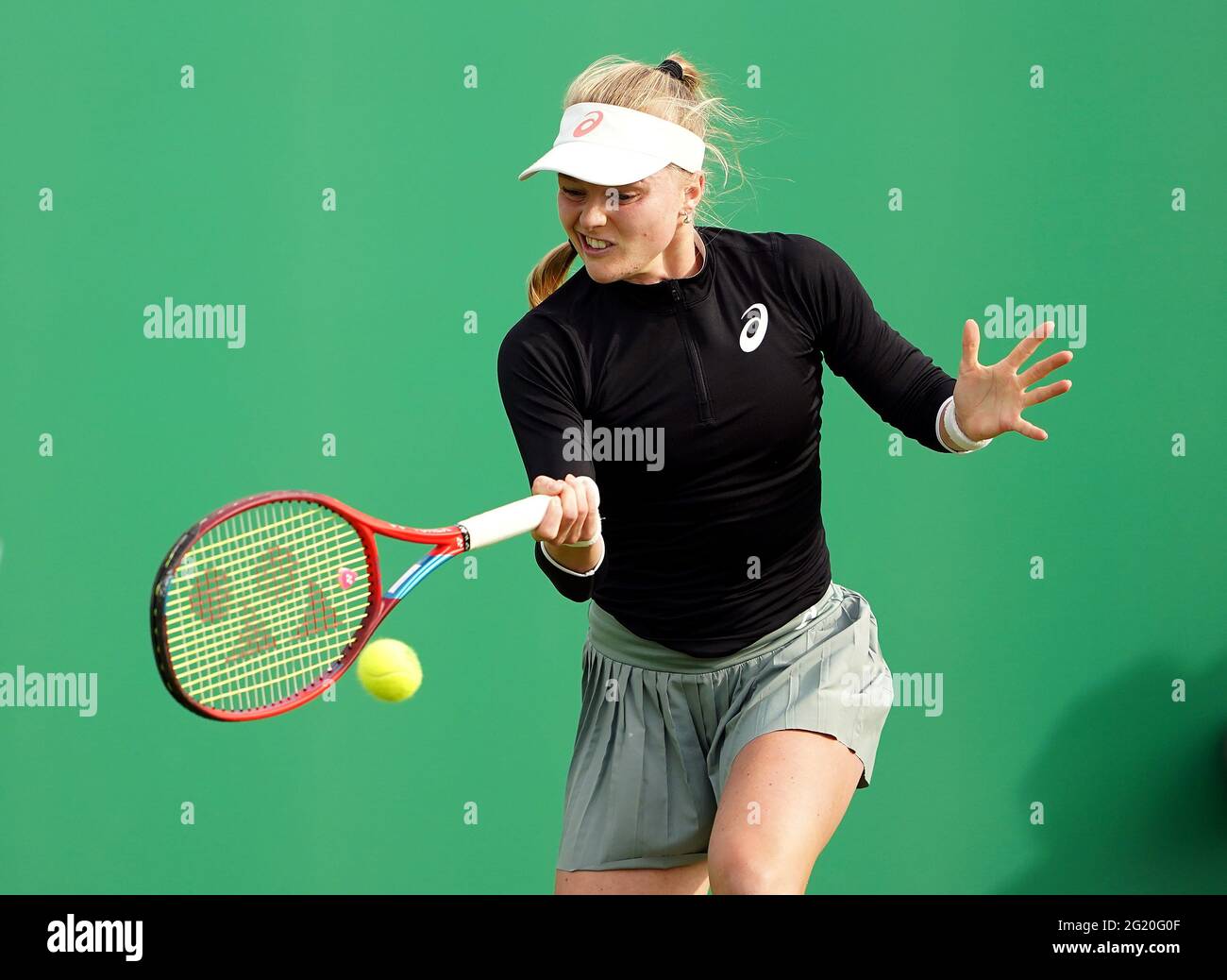 Harriet Dart in action during her WTA first round match against Emma ...